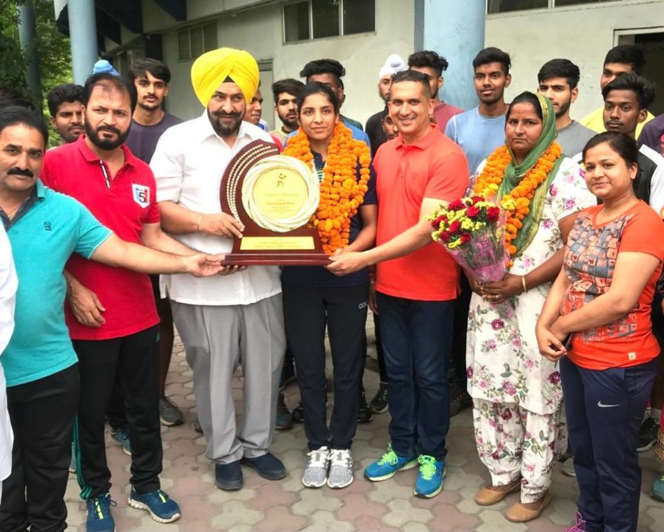 TOKYO OLYMPICS-SIMRANJIT KAUR QUALIFIES AS THE FIRST PUNJABI GIRL BOXER ...